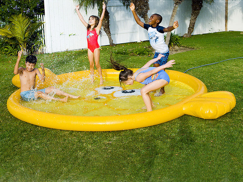 How to Set Up a Splash Pad on Uneven Ground Safely